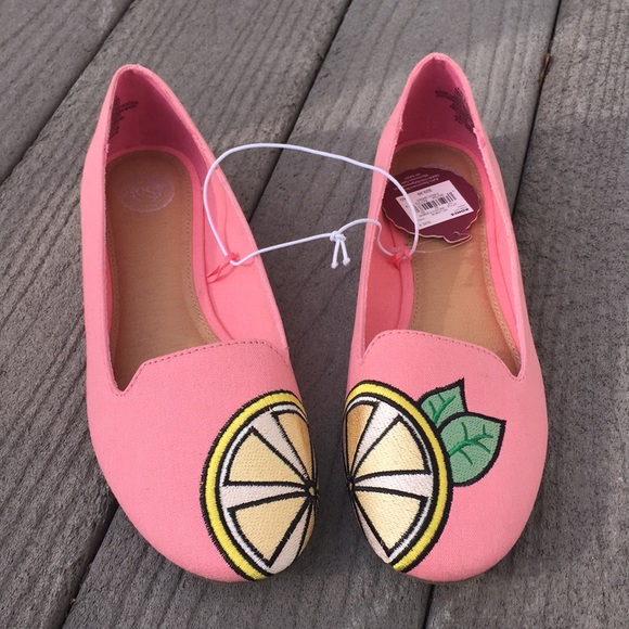 SO | Shoes | Nwt So Brand Lemon Flats Crazy Cute | Poshmark
